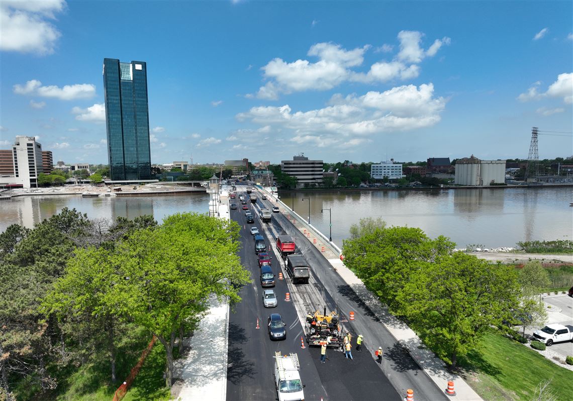 Downtown Fort Wayne Mlk Bridge Martin Luther King Memorial Bridge