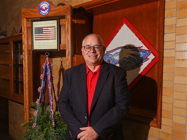 He did it the Eagle way: Welker leaves Eastwood after 20 years | The Blade