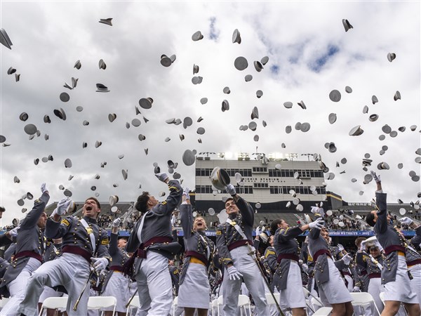 Trump's speech to West Point graduates mixes praise, politics, and ...