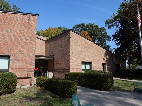 Maumee firm to design expanded Holland Branch library | The Blade