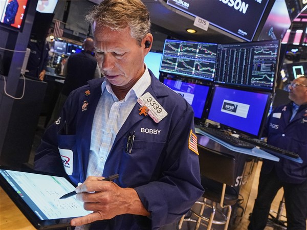 Gains for tech stocks push Nasdaq to another record | The Blade