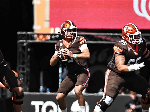 BGSU football spreading the wealth in efficient passing game | The Blade