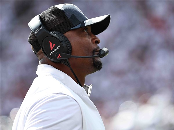 BGSU football jumping into MAC play with stern test at defending champ ...