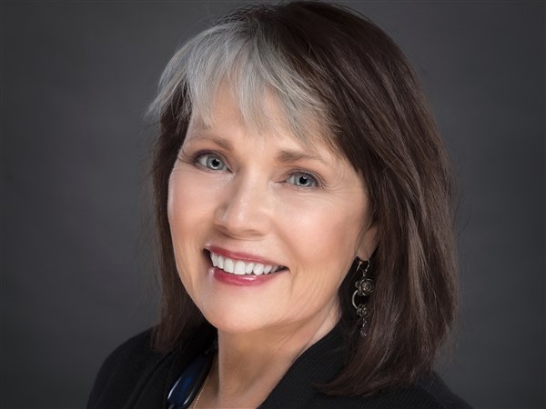 Mystery writer Connie Berry launches Toledo library’s 2026 Authors ...