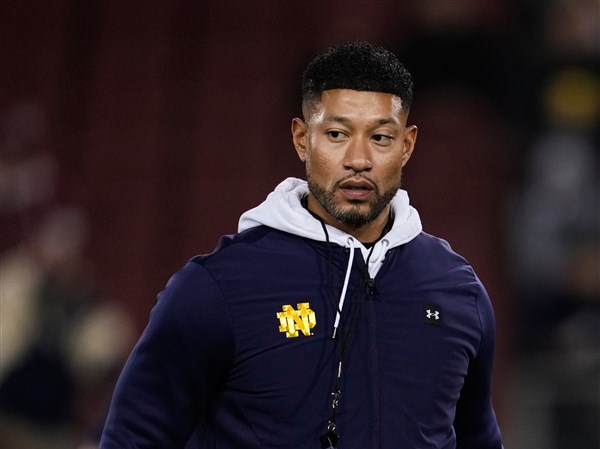 Notre Dame continues coaching shuffle on defense by adding Charlie ...