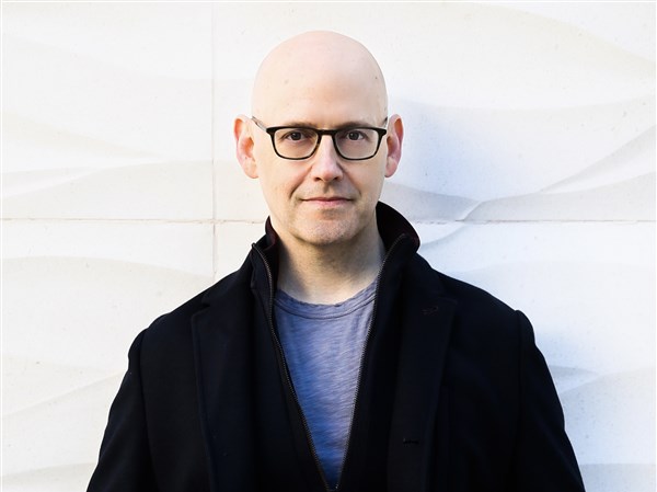 Meltzer brings military thriller to Toledo | The Blade