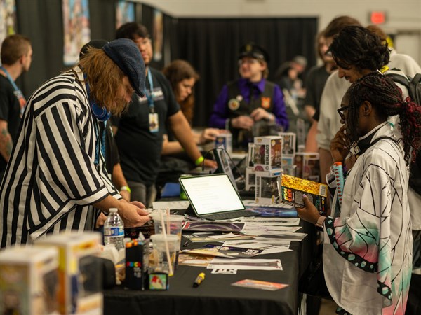 'Really Cool' pop culture con comes tailored for Glass City Center ...