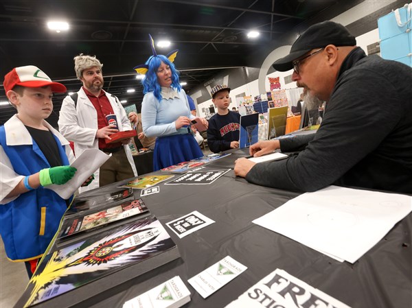 Michigan-based fan convention hosts first event at Glass City Center ...