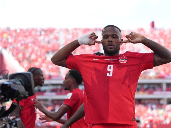 Larin scores in 78th minute to rally Canada to 1-1 draw with Bosnia ...