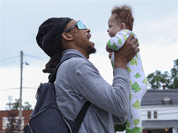 Photo gallery: Father's Day barbecue at Laurie's Place | The Blade